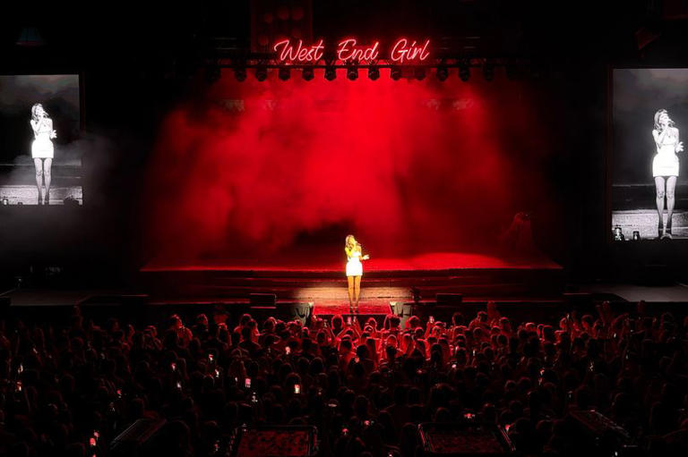 Lily Allen brings West End Girl phenomenon to Leeds First Direct Bank ...