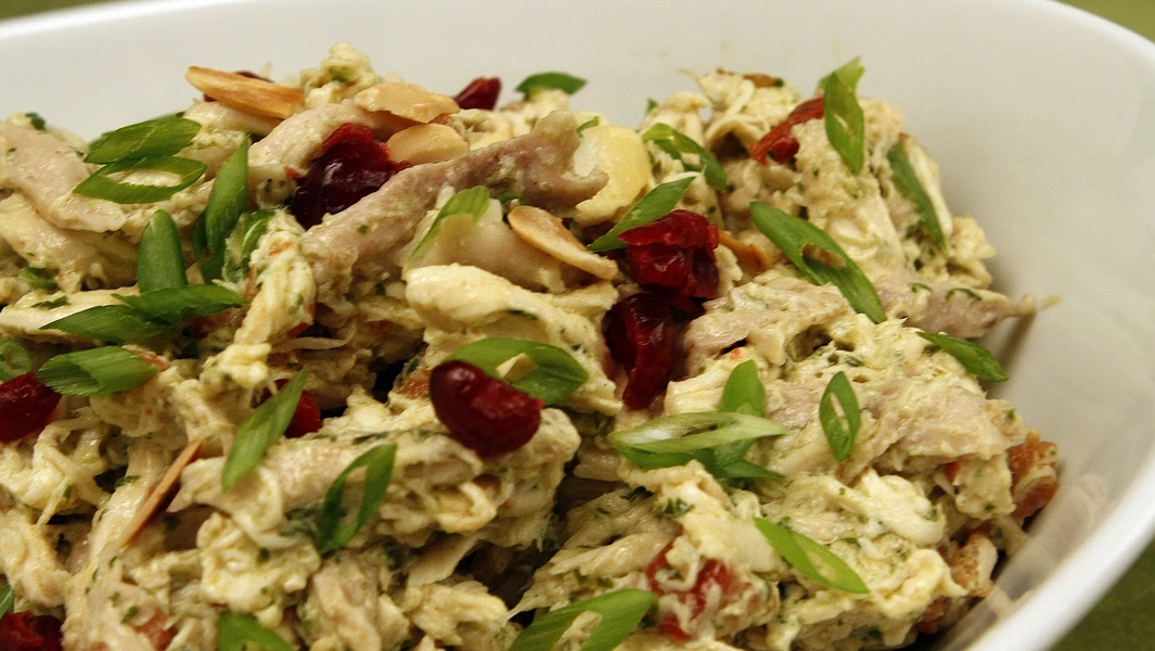 Creative chicken salad ingredient swaps and serving ideas