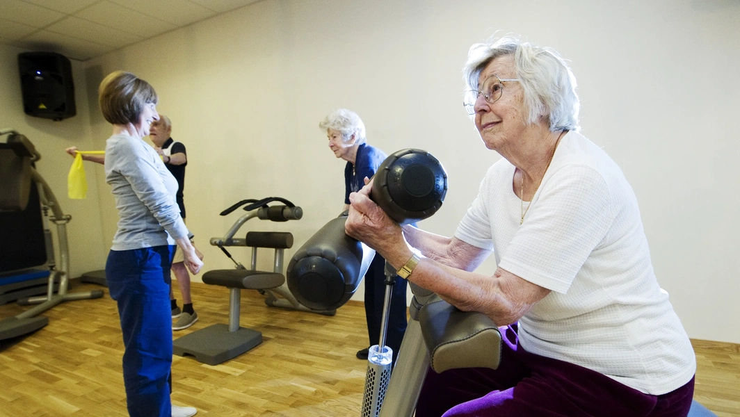 13 functional exercises to maintain strength after 60