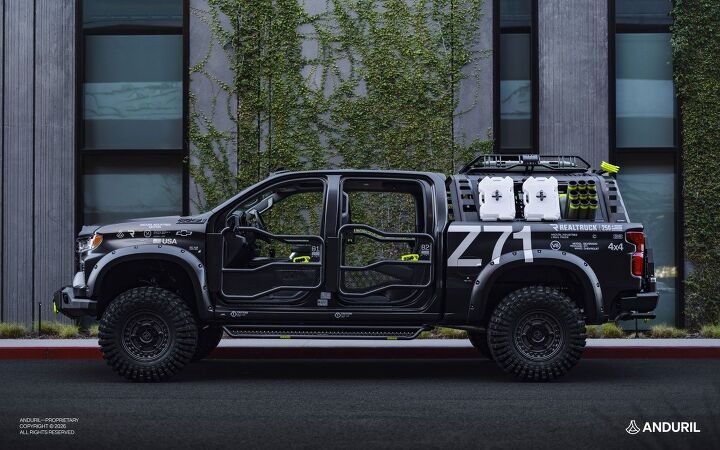 Palmer Luckey & RealTruck collab on custom military truck for charity
