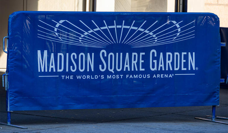 Concert-goer dies after falling off Madison Square Garden balcony ...