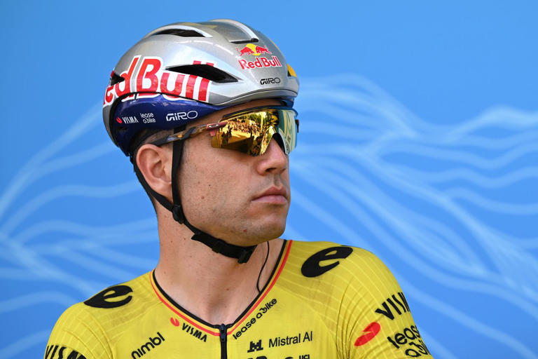 'First attempt to hold my bars again' – Wout van Aert back on the bike ...