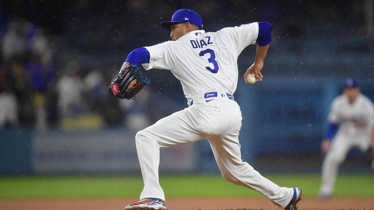 Dodgers notes: LA promotes top prospect, front office talks trade ...