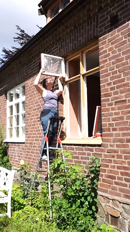 Restoring historic wooden windows using traditional techniques