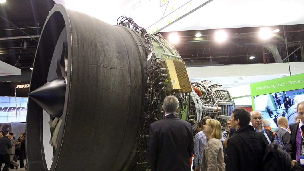 Boeing 787 and 747‑8 engine design and performance