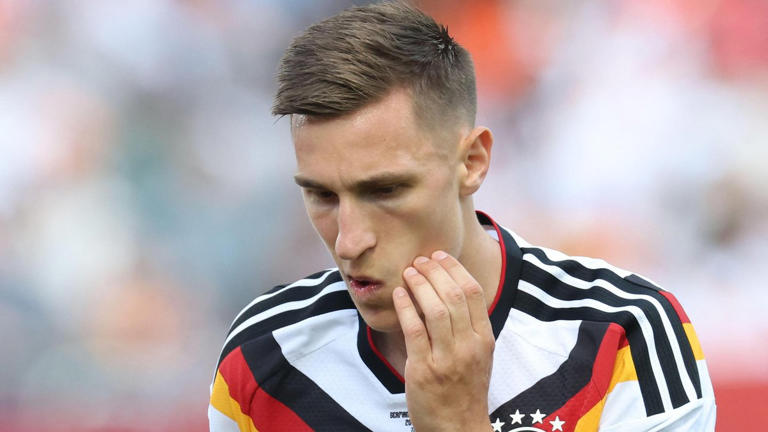 Hiobsbotschaft für Nico Schlotterbeck: BVB-Chef Lars Ricken meldet sich ...