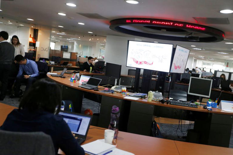 Bolsa de Colombia se desploma y el peso suaviza alza tras inminente ...