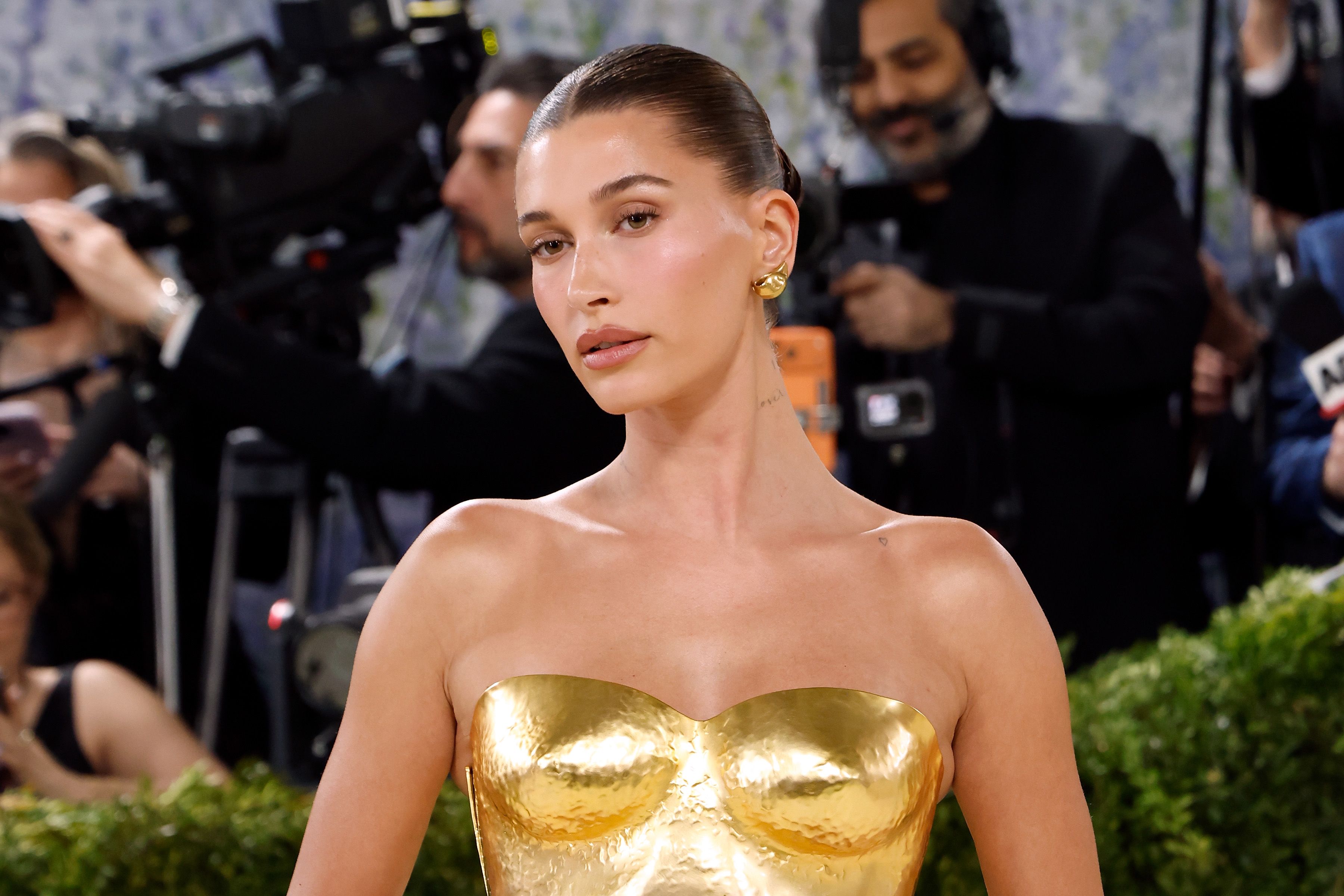 Something's missing from Hailey Bieber's opaque white manicure
