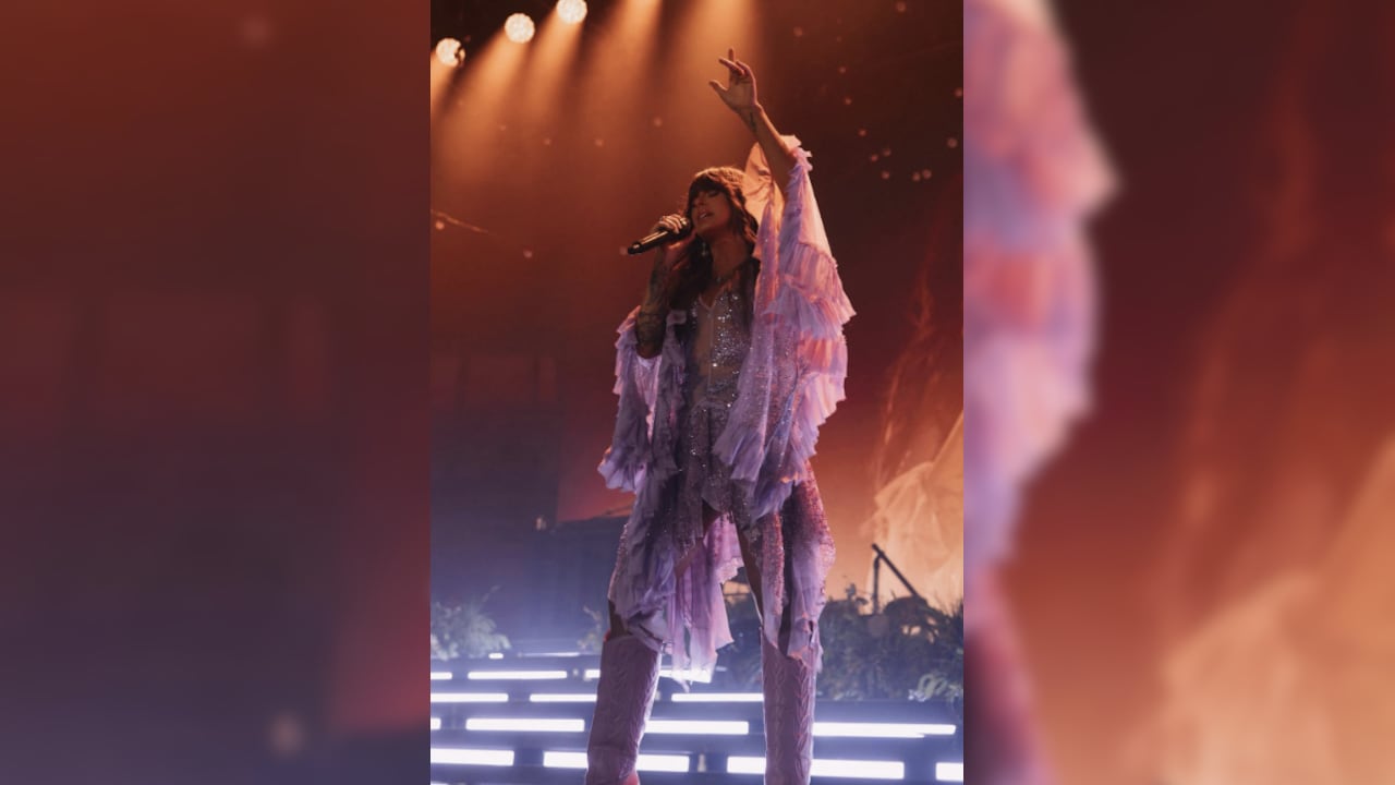 Country singer Ella Langley announces 21 new tour dates; tickets on ...