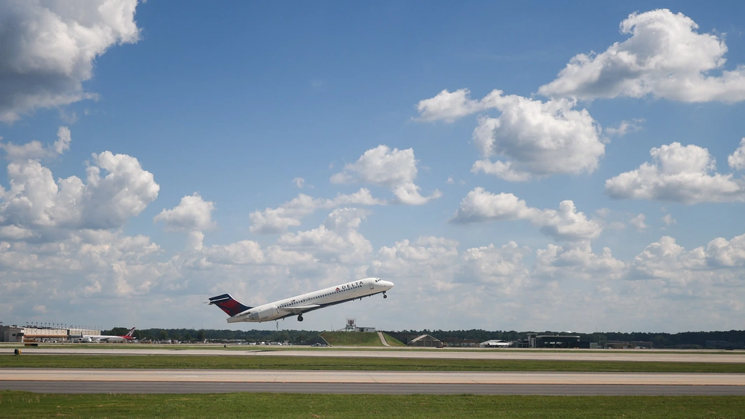 Why airlines dim cabin lights for safety