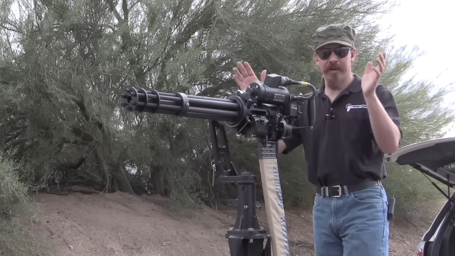 This electric minigun can fire 6,000 rounds per minute