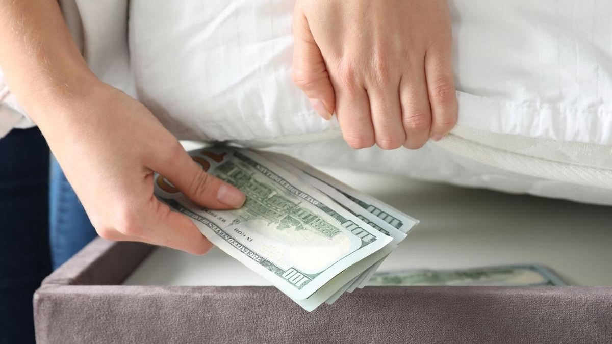 Costly Money Habits That May Signal Greed Is Hurting Your FinancesCould ...