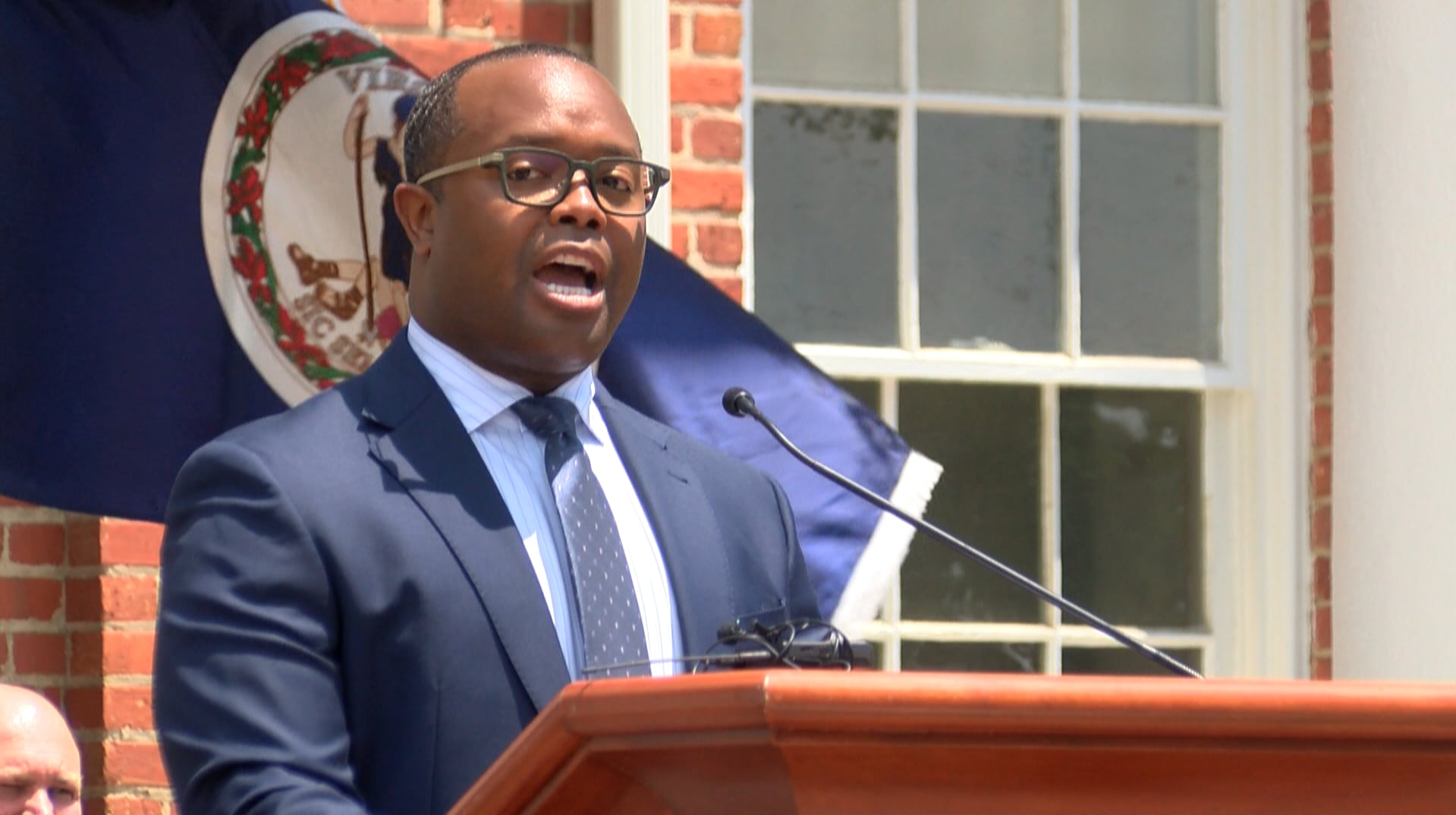 Chesterfield leaders introduce new county administrator