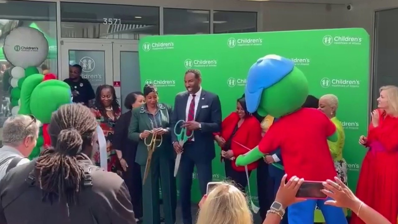 CHOA hosts ribbon cutting for Adamsville Pediatrics