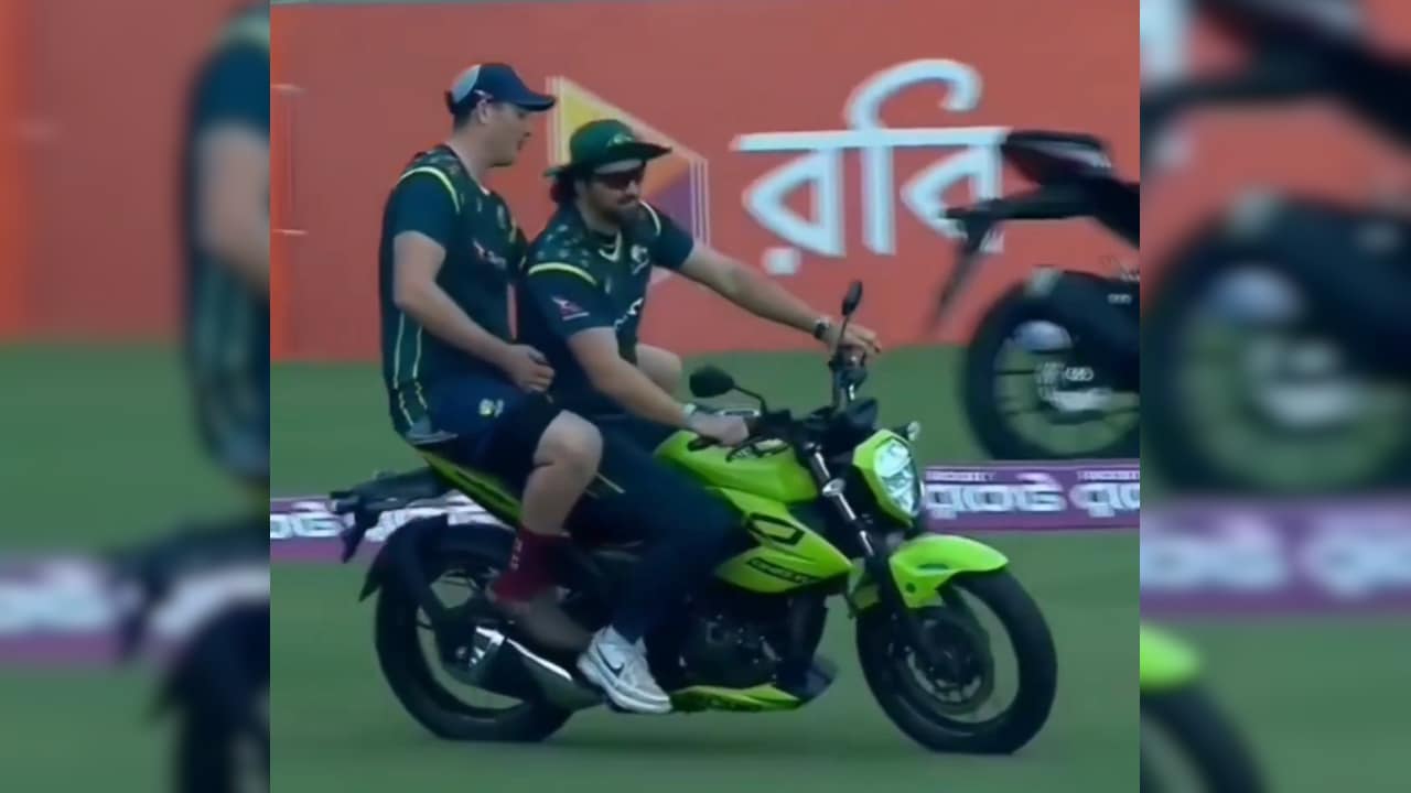 Tim David's epic celebration as Australia beat Bangladesh in T20I series
