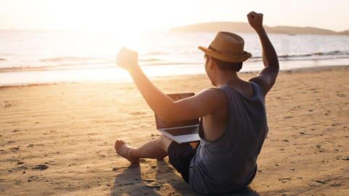Rich but not wealthy? 7 surprising signs someone has high income but ...