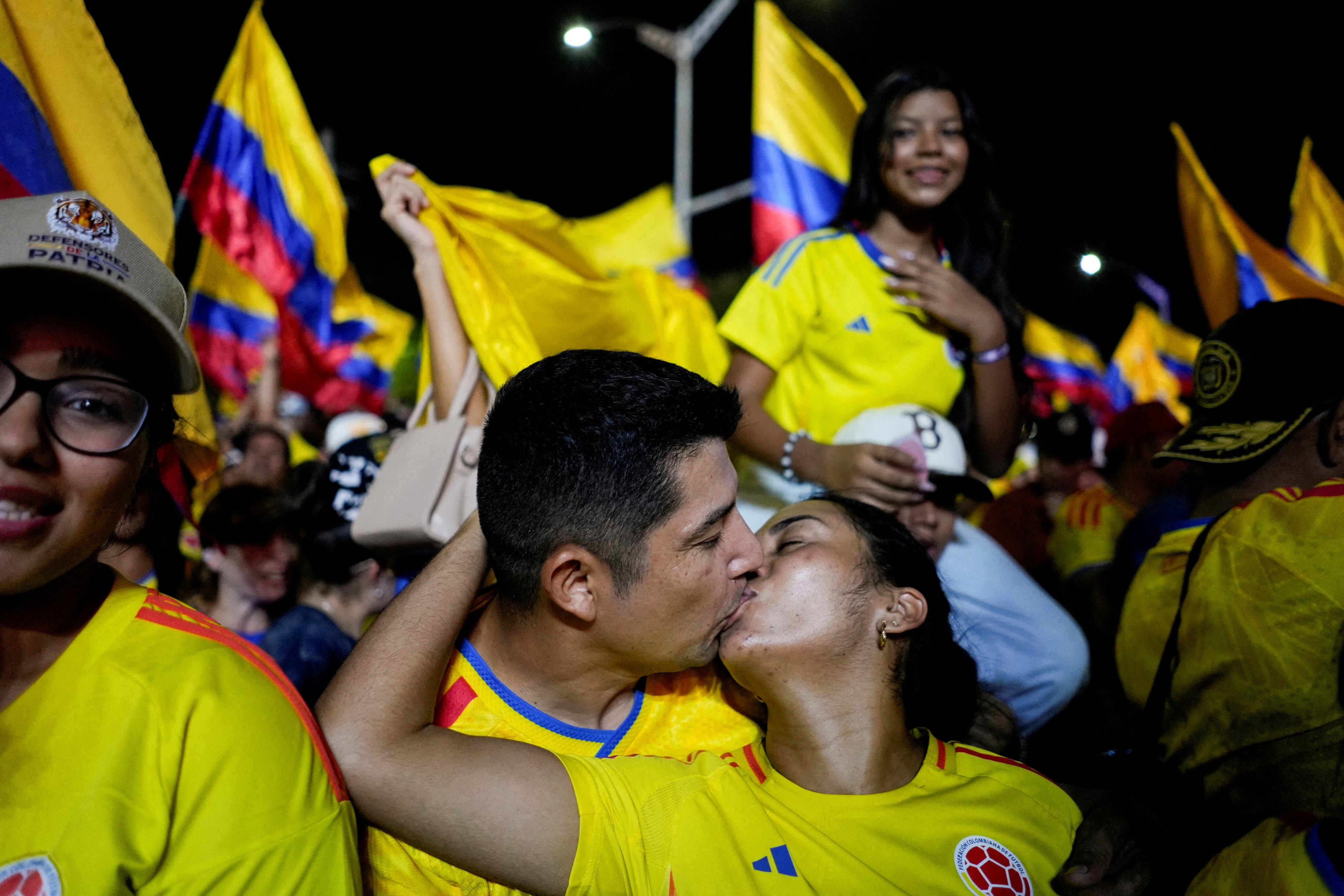 Right-wing Espriella ends Colombia's leftist government in close runoff
