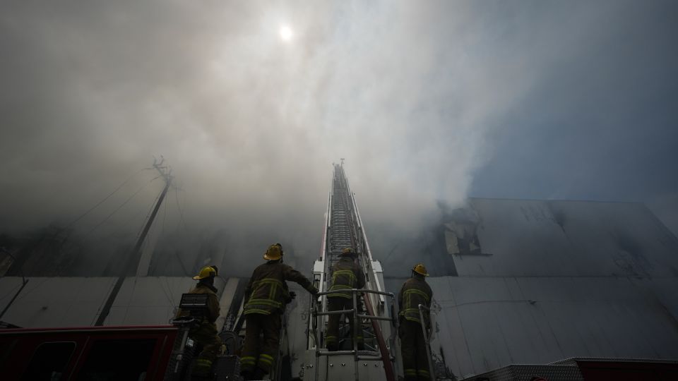 A fire at a cold-storage warehouse in Los Angeles has been burning for ...