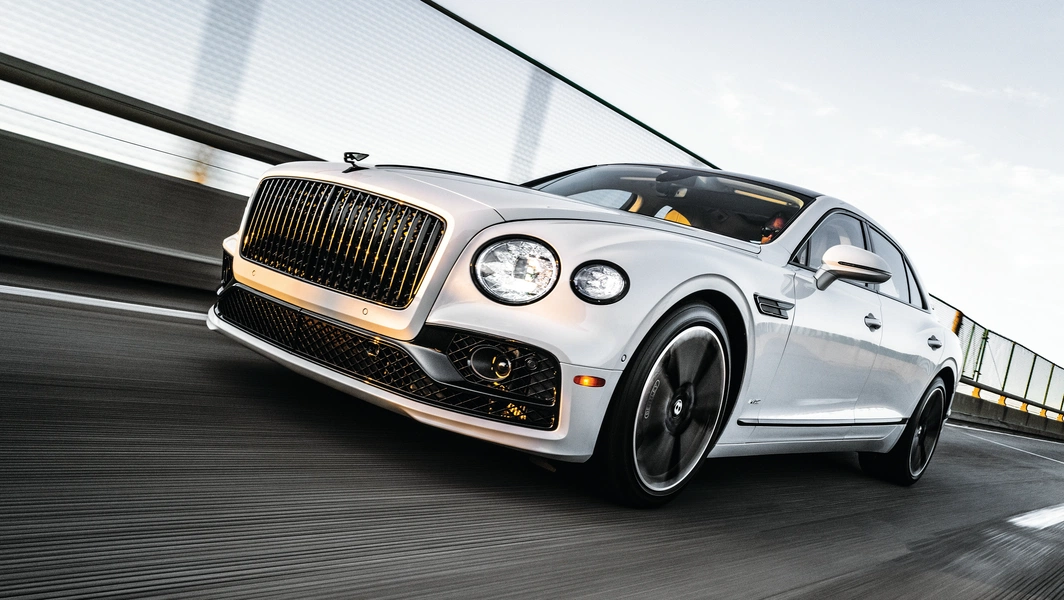 Bentley Flying Spur S 2026: Design, power, and craftsmanship