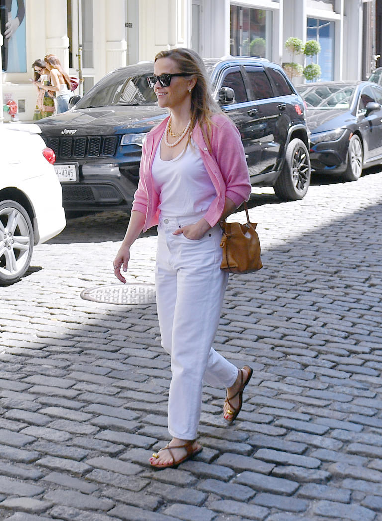 How would Elle Woods style the toe-ring sandal trend? Ask Reese Witherspoon