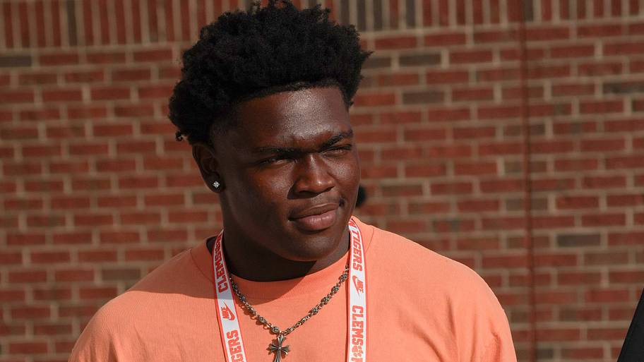 How 5-star LB Kaden Henderson fits schematically at Texas A&M