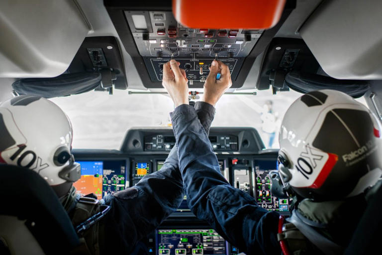 Dassault's Falcon 10X is finally flying
