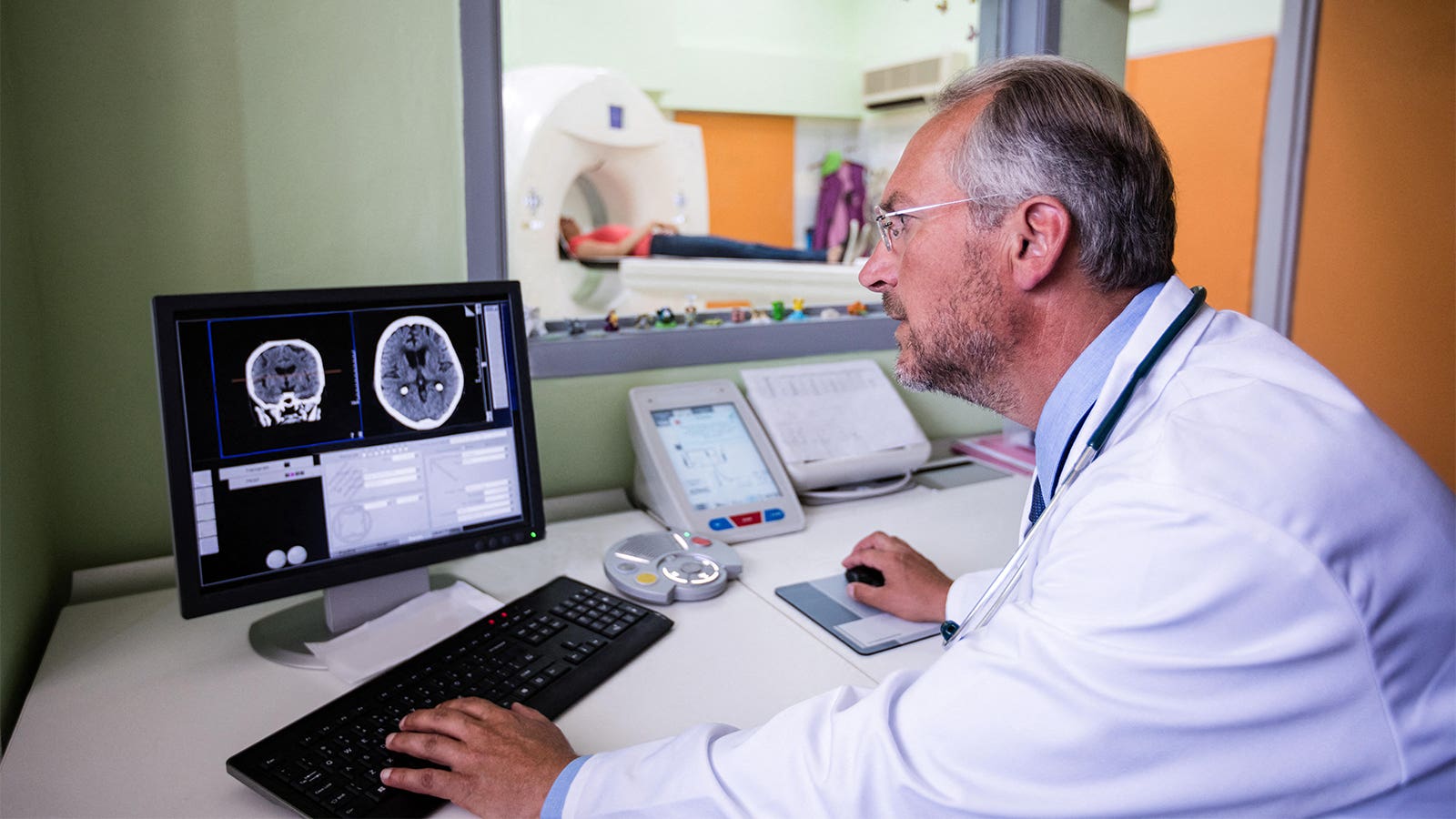 HER2-positive breast cancer and brain metastases