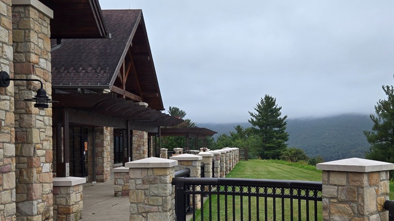 The gorgeous mountain rest stop drivers would be thrilled to find on ...