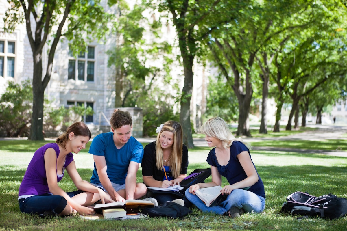 Whitman College caps tuition at 10% of income — no cutoff like Harvard ...