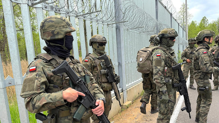 Russia preparing hybrid attacks on NATO's eastern flank, intelligence warns