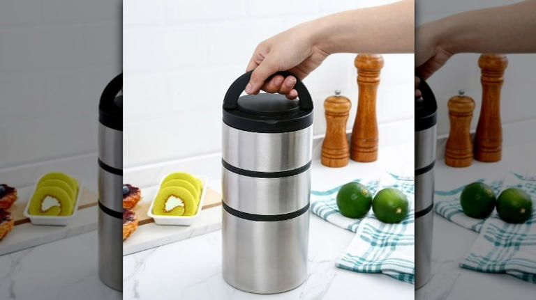 6 cheap food containers from Walmart that'll keep your meal hot