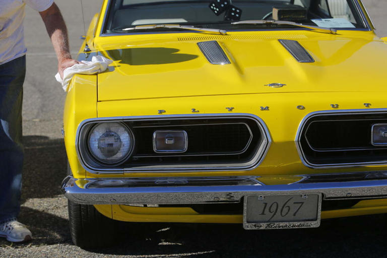 Cool Desert Nights brings classic cars, cruis'n, food and music to Richland