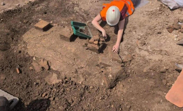 Archaeologists uncover one of the largest Roman bath complexes ever ...