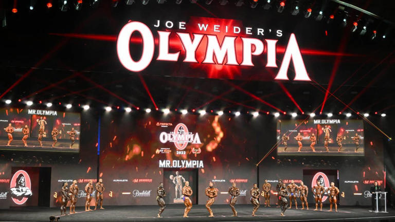 A look inside a Mr. Olympia diet: Even pros lose muscle when cutting