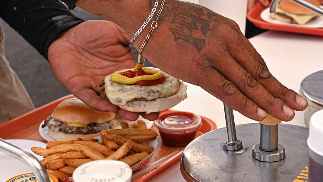 Comparing McDouble and Daily Double burgers