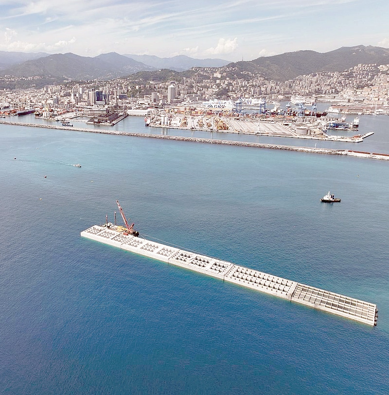 «Riforma dei porti priorità per competere con il Nord Europa»
