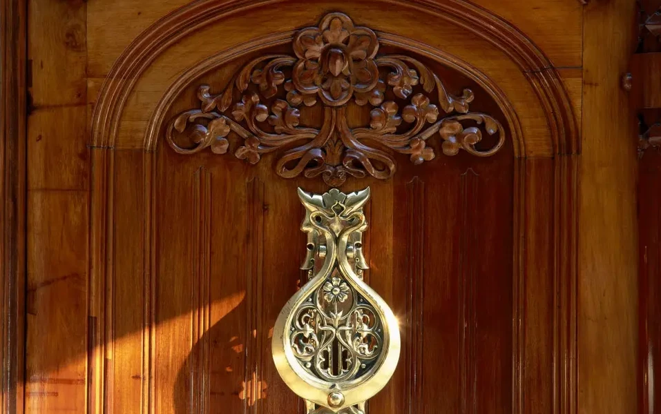 How to choose interior doors that wow