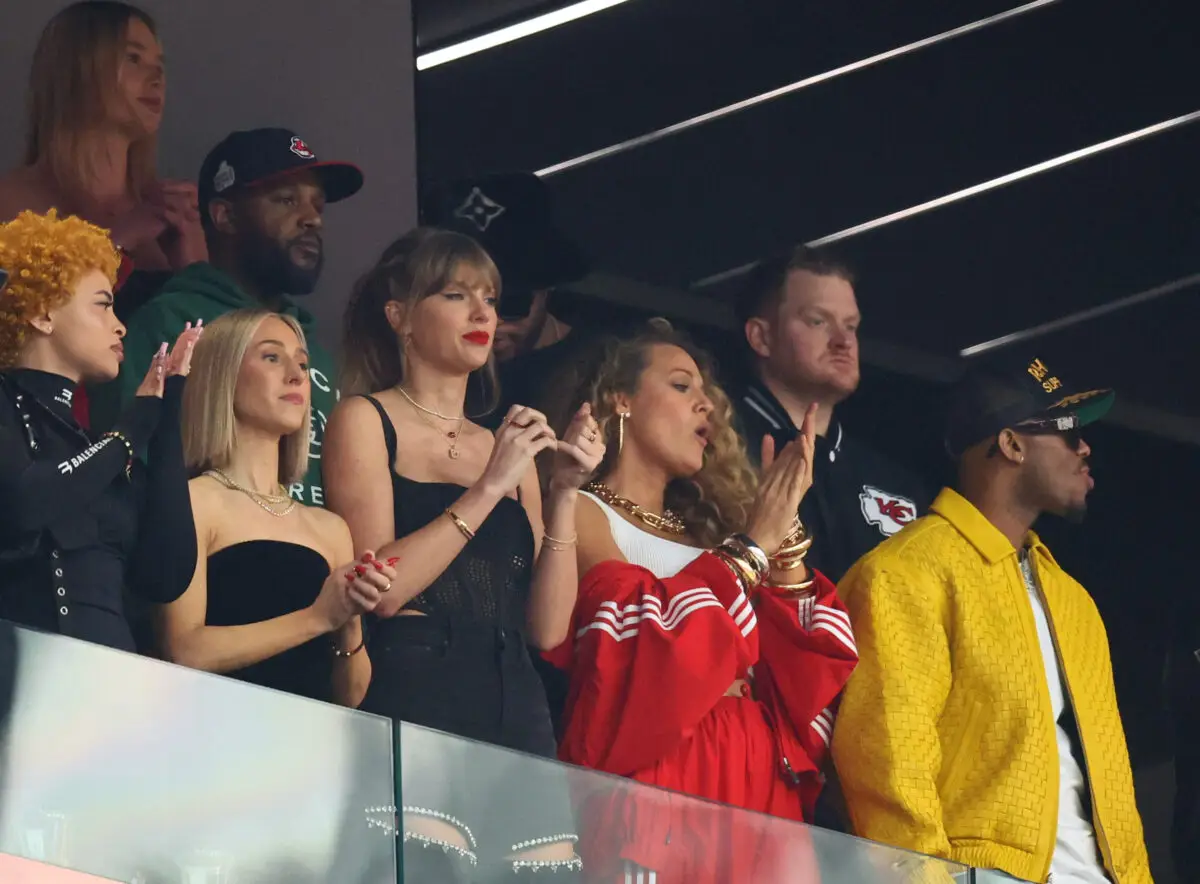 Just enjoy it: Taylor Swift receives unexpected wedding wisdom from ...