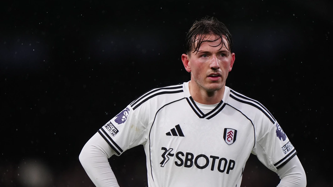 Hull City and Everton eye Berge amid Fulham doubts