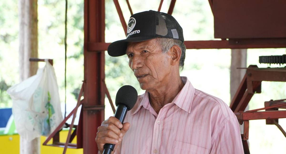 Ieda Chaves entrega implementos e fortalece agricultura familiar