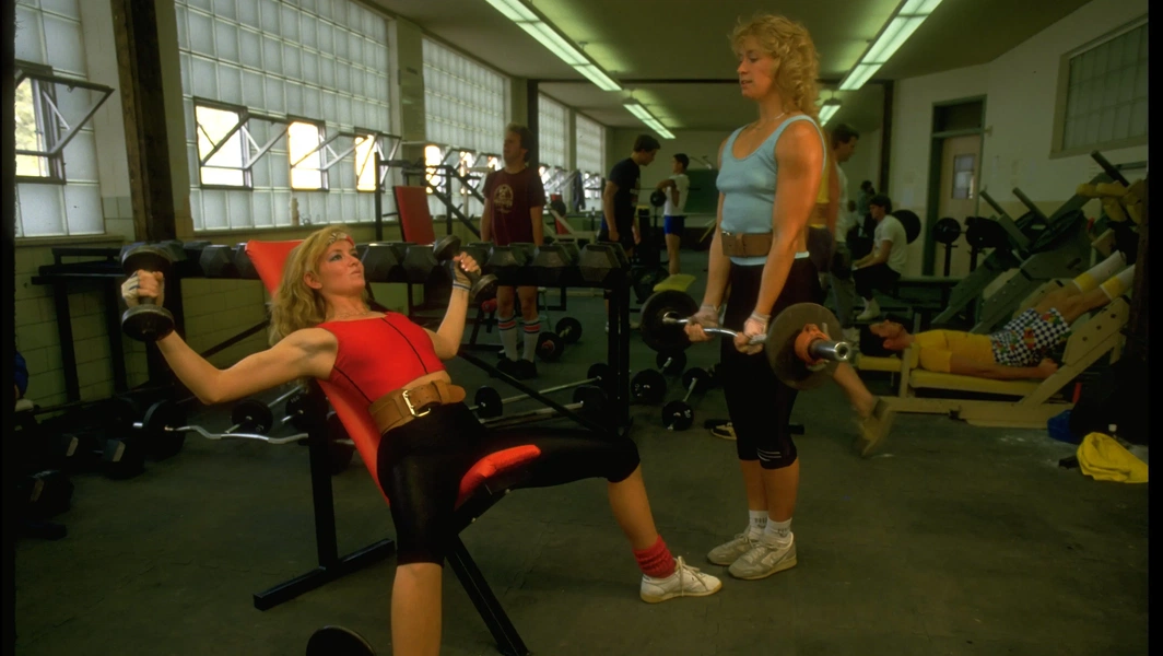 Celebrity workouts spotlight rising strength training trend for women