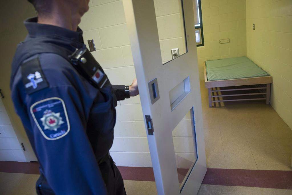 5 BC correctional officers needed medical treatment after fentanyl exposure