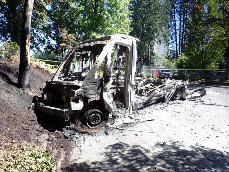 4 electric Amazon vans burned in Portland; authorities seeking suspects
