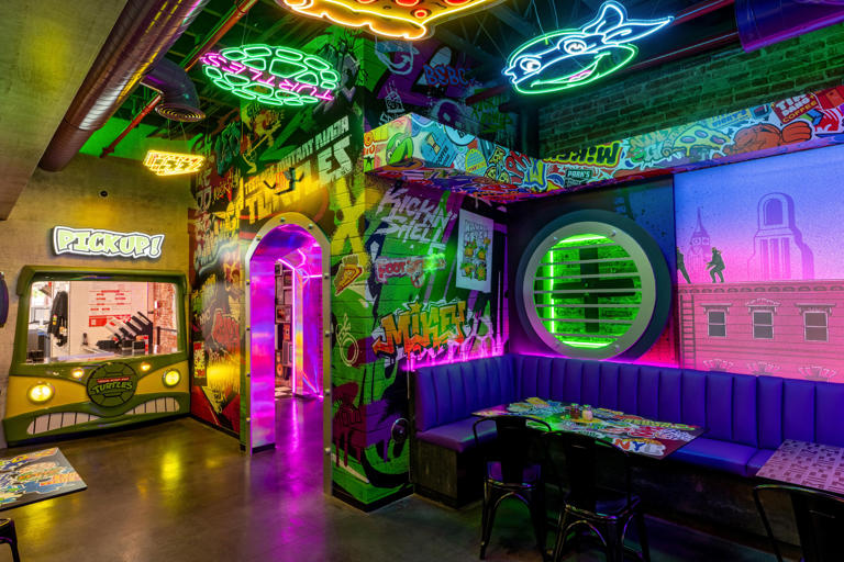 A 'Teenage Mutant Ninja Turtles' pizzeria skates into Santa Monica with ...