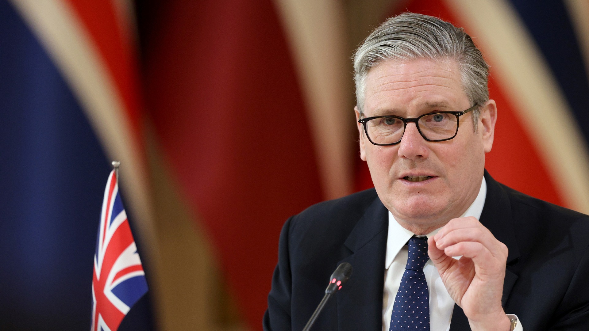 How UK Prime Minister Keir Starmer went from stable to standing down