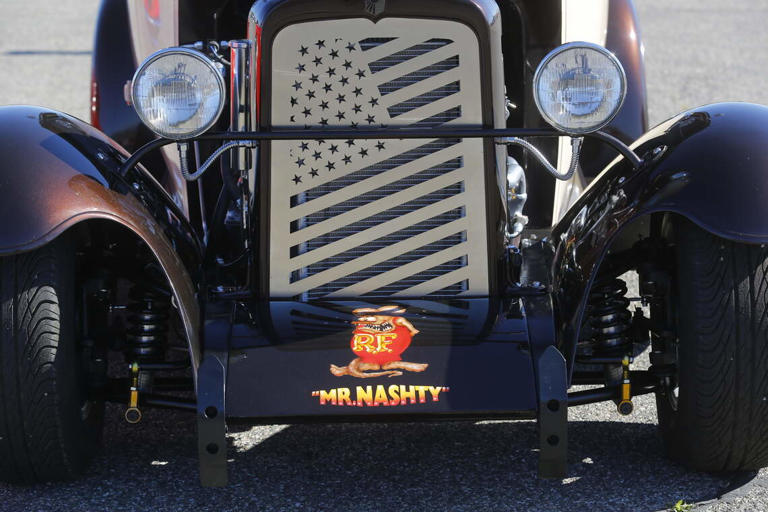 Cool Desert Nights brings classic cars, cruis'n, food and music to Richland