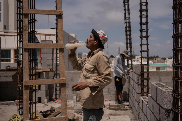 Mexico, Italy and others see up to two more months of heat stress than ...