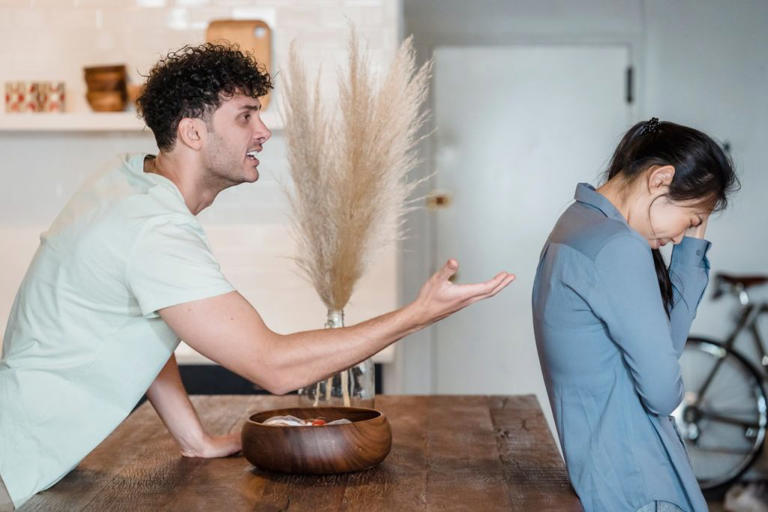 Expert reveals 6 things to avoid when arguing with your partner