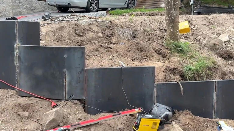 Goodbye concrete blocks: Build your retaining wall quickly with this ...