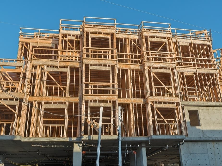 Hillsborough board gets update on 96-unit Campus Drive apartment project